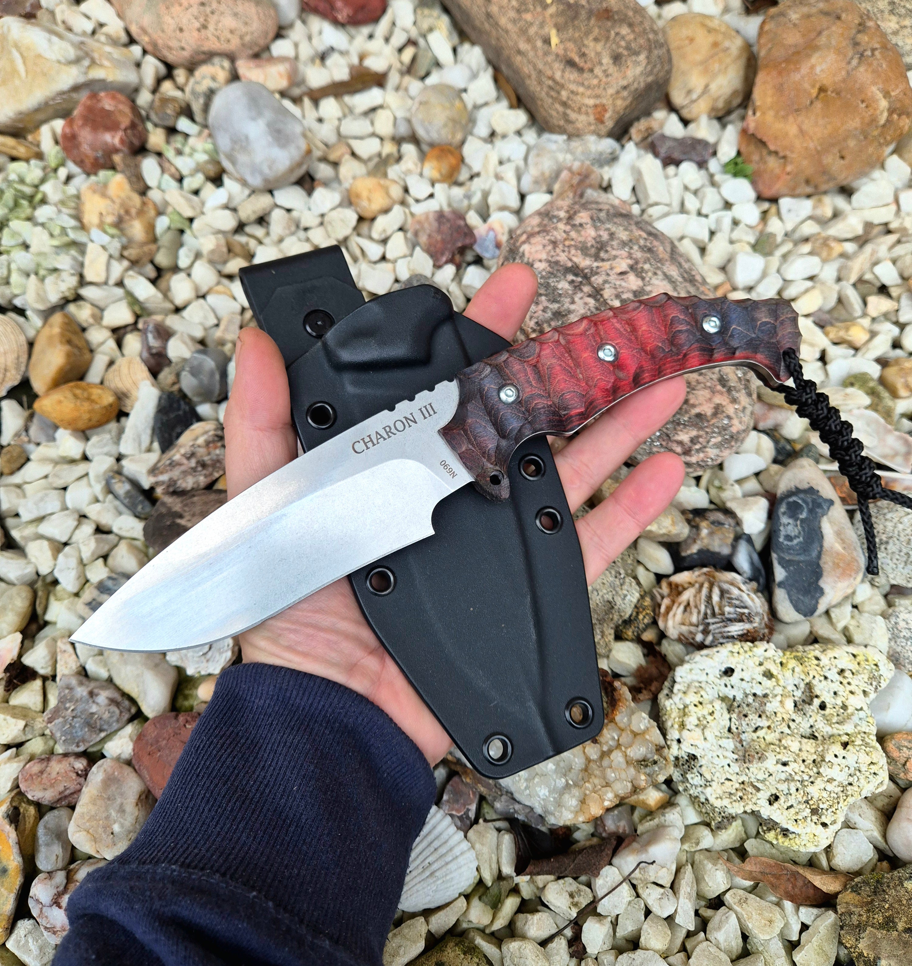 Charon III knife - red lines M390 – Dachs Knives s.r.o.